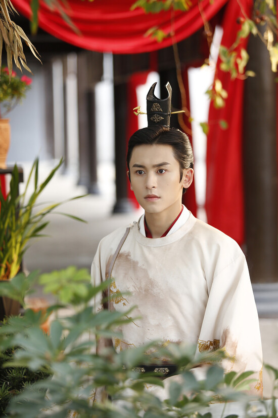 如意芳霏The Blooms at Ruyi Pavilion - 张哲瀚官方网站 | Zhang Zhehan Official Website